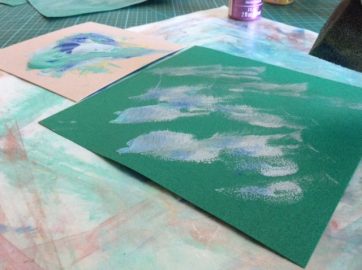 How I paint origami paper with acrylic paints - Origami Blog